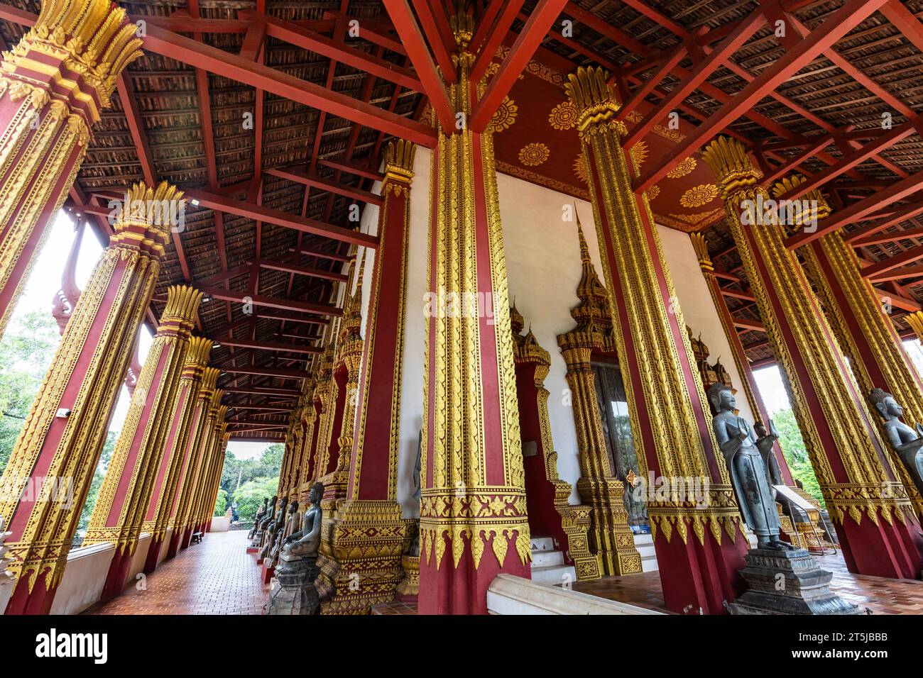 Haw Phra Kaew(Pha Keo,Prakeo), cloister of main shrine(main hall), and ...