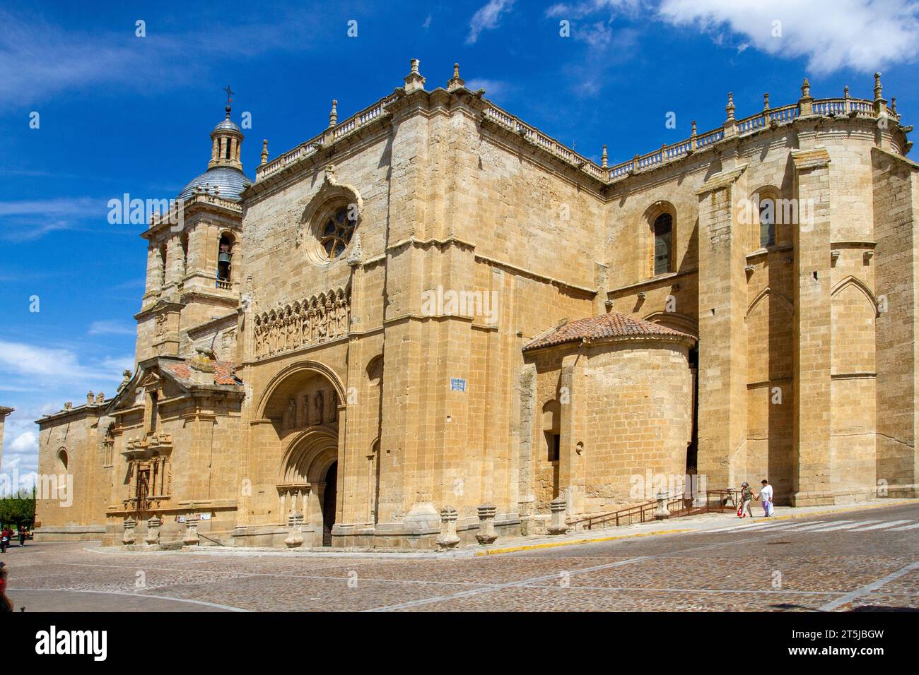 The historic medieval Cathedral of Santa María in the Spanish city of ...