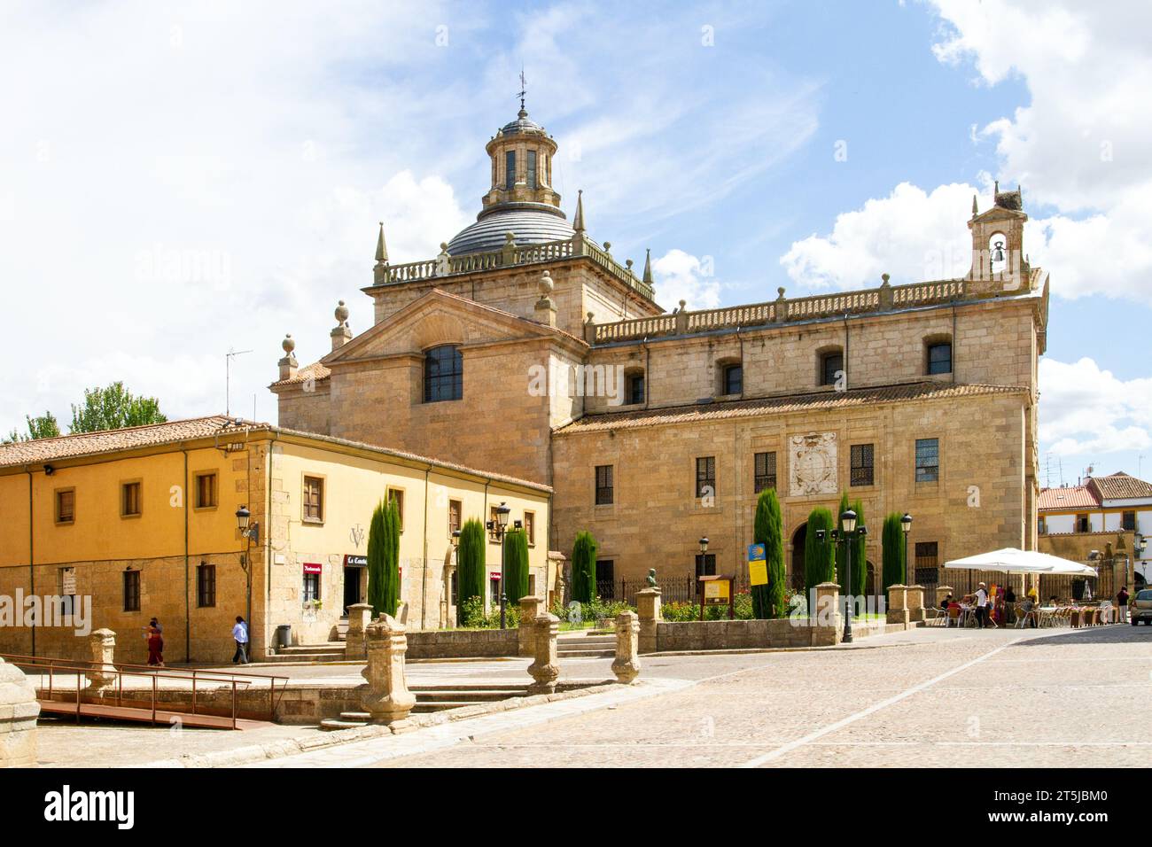 View at the iconic Spanish Romanesque and Renaissance architecture ...