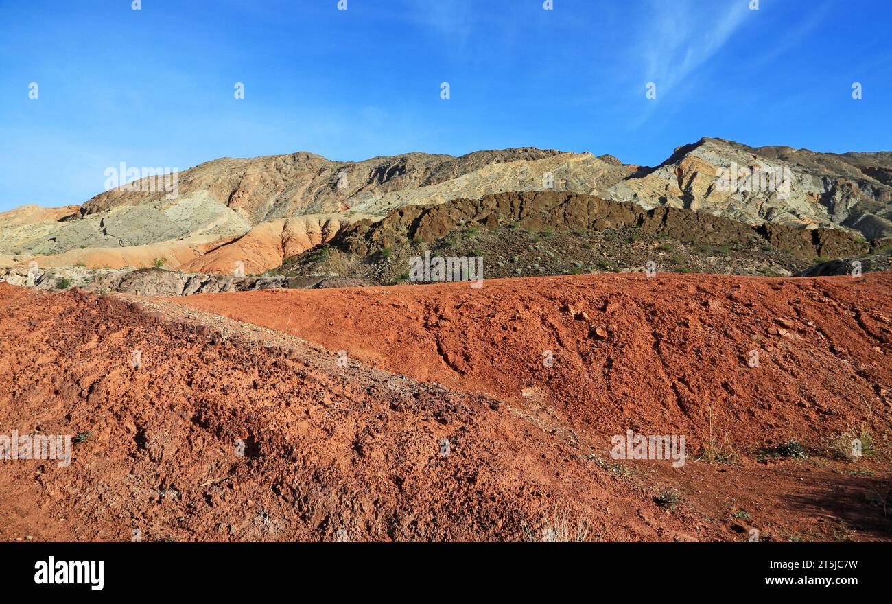 Colorful cliffs, Valley of Fire State Park, Nevada Stock Photo - Alamy