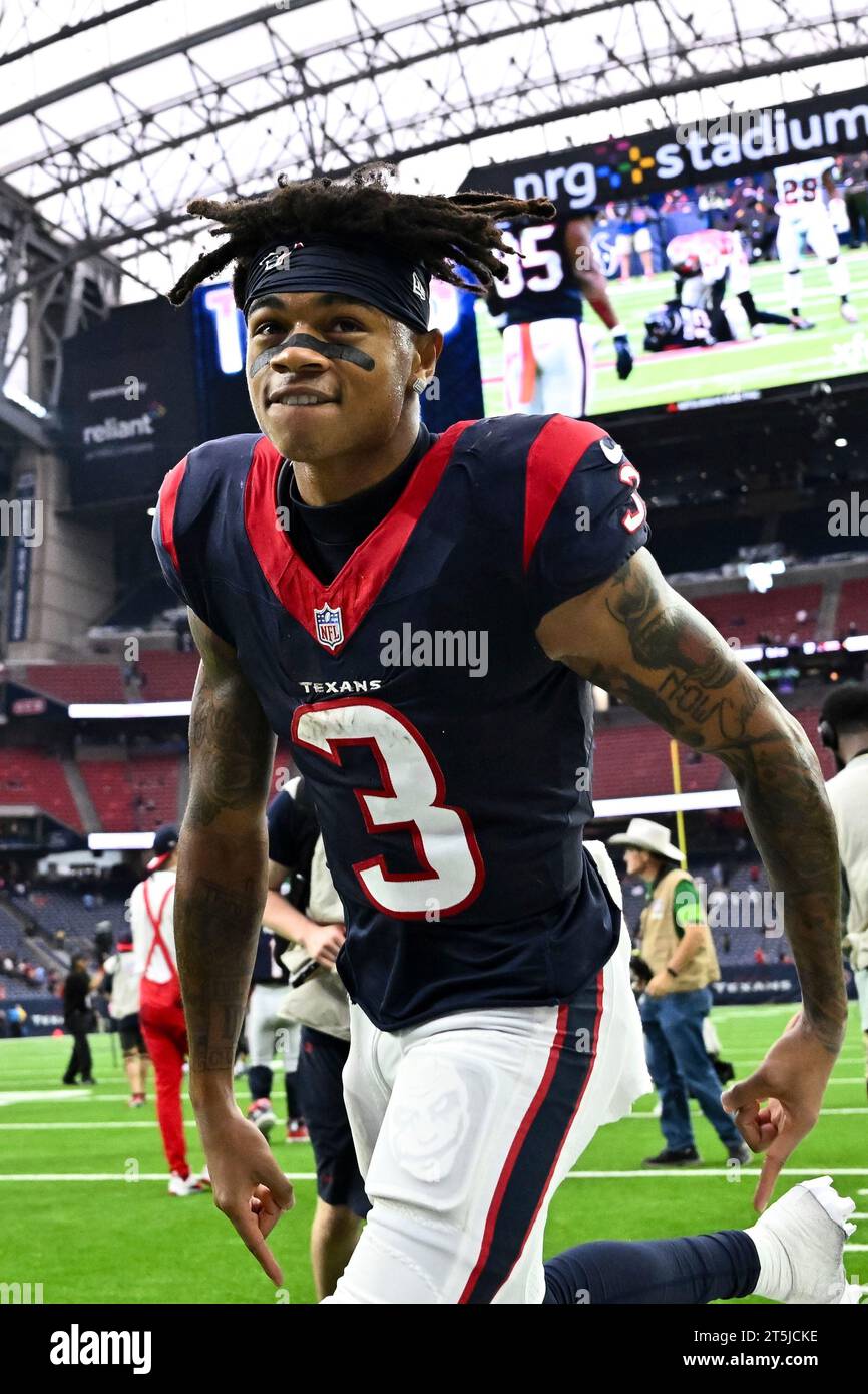 Houston Texans wide receiver Tank Dell (3) runs off the field after an ...