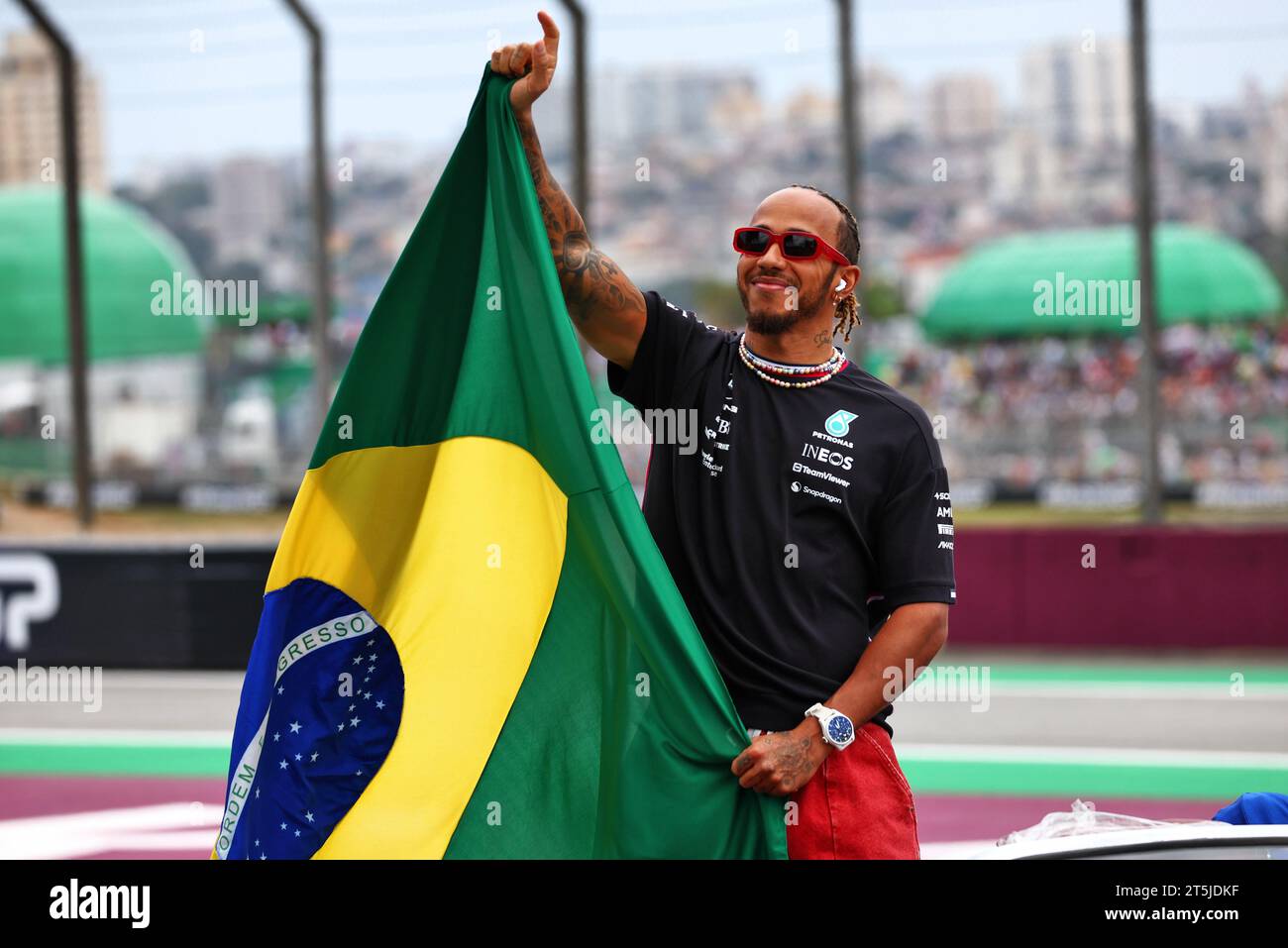 Sao Paulo, Brazil. 05th Nov, 2023. Lewis Hamilton (GBR) Mercedes AMG F1 ...
