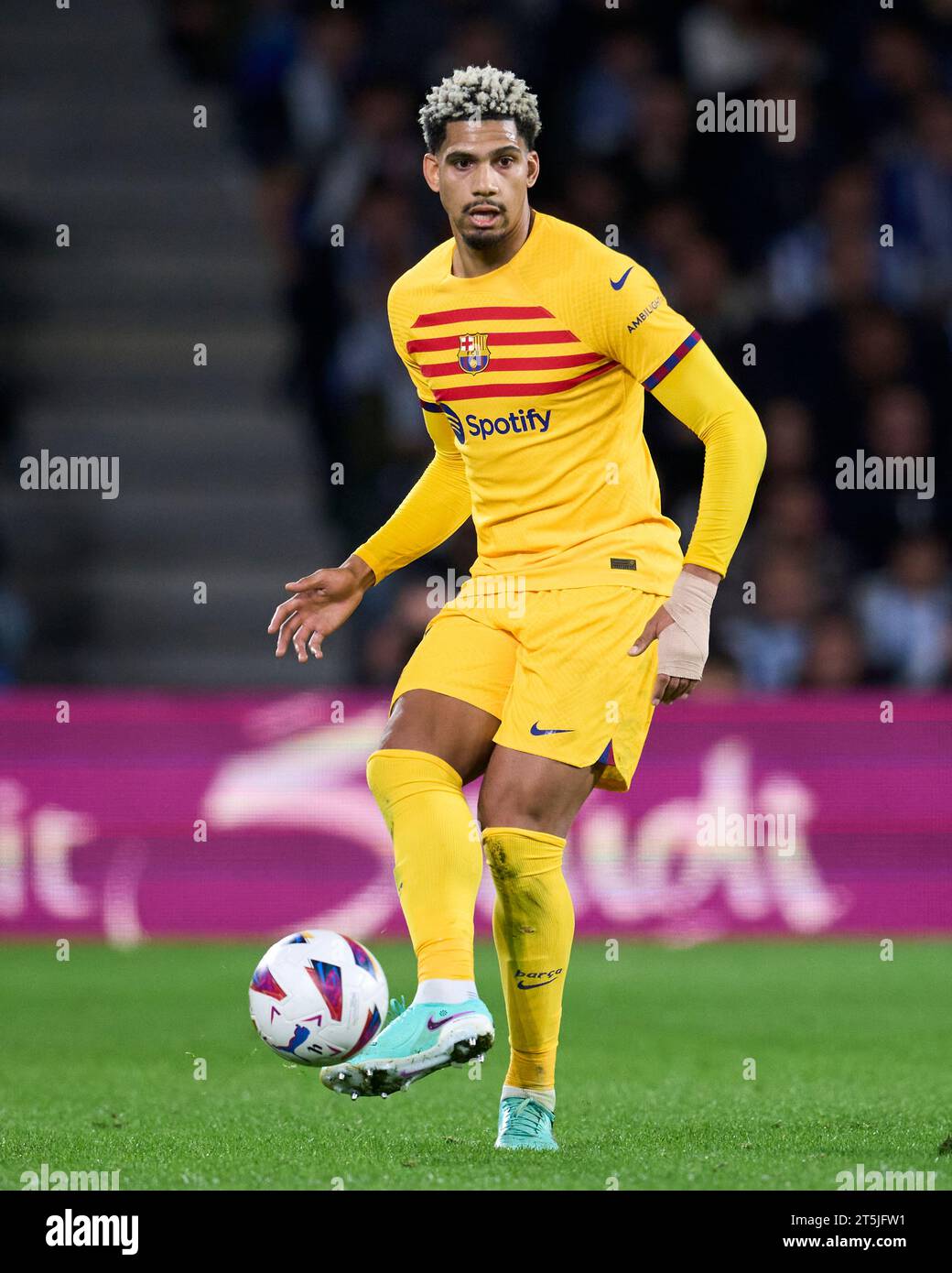 Ronald Araujo of FC Barcelona in action during the LaLiga EA Sports ...