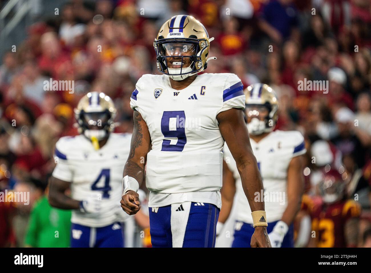 Washington Huskies quarterback Michael Penix Jr. (9) during a NCAA football game against the USC ...