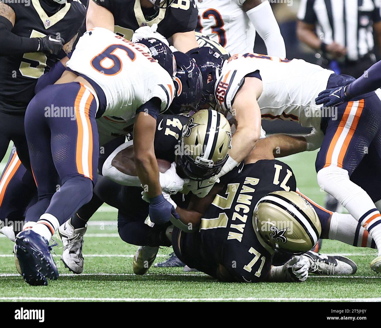 Kyler gordon bears hi-res stock photography and images - Alamy