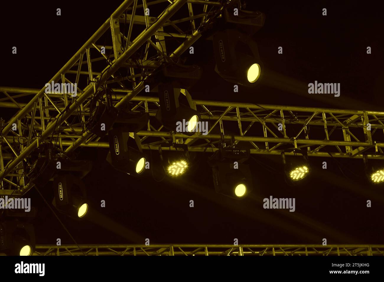 stage light on the metal frame in the dark Stock Photo - Alamy