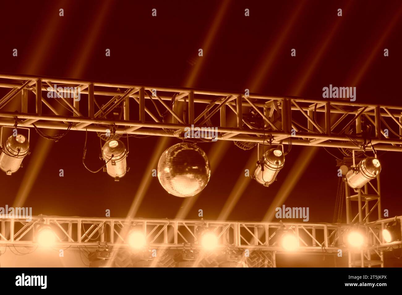 stage light on the metal frame in the dark Stock Photo - Alamy