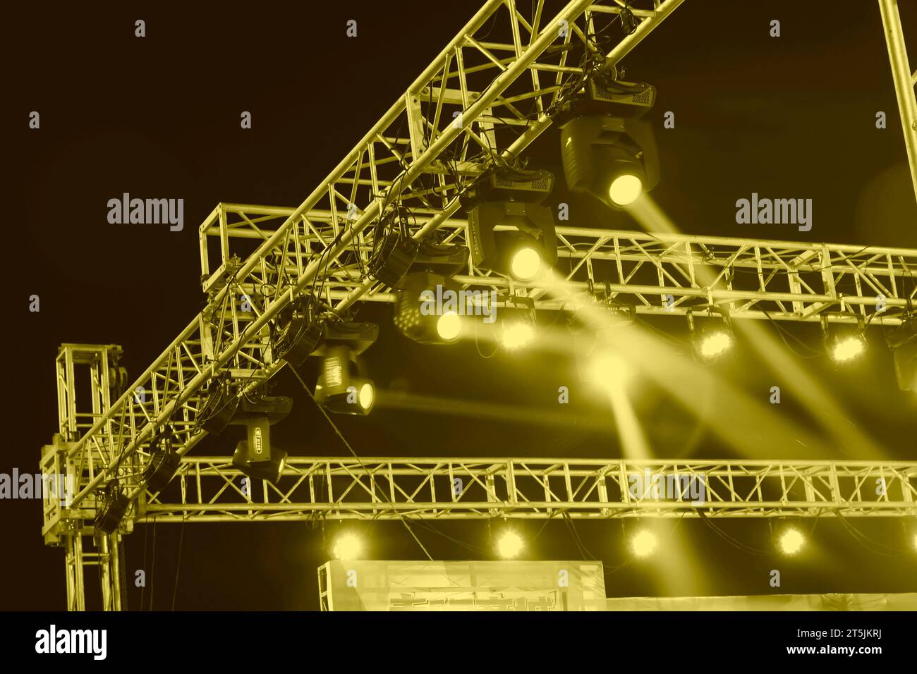 stage light on the metal frame in the dark Stock Photo - Alamy