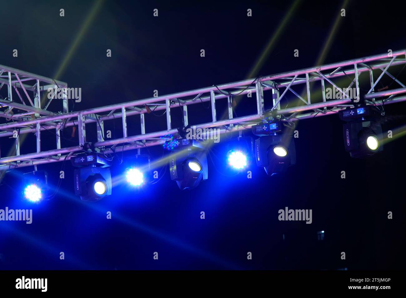 stage light on the metal frame in the dark Stock Photo - Alamy