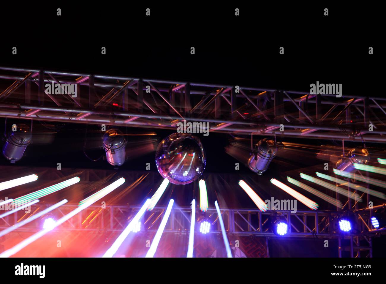 stage lighting effect in the dark Stock Photo - Alamy