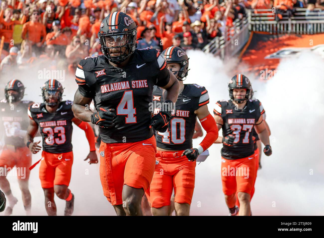 Stillwater, OK, USA. 04th Nov, 2023. Oklahoma State Cowboys linebacker ...