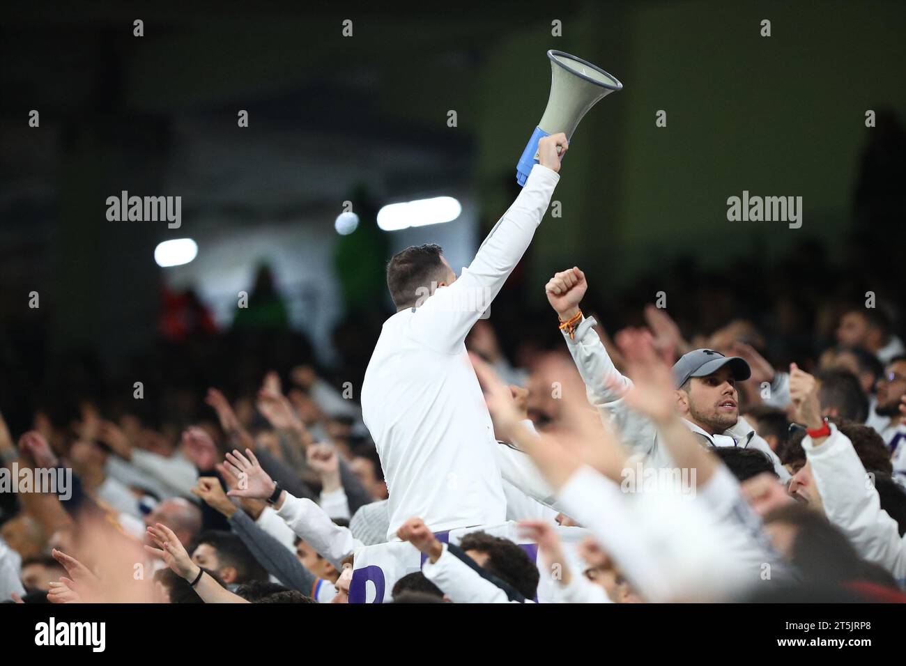 Madrid, Spain. 05th Nov, 2023. Real Madrid Fans Cheer during La Liga EA ...