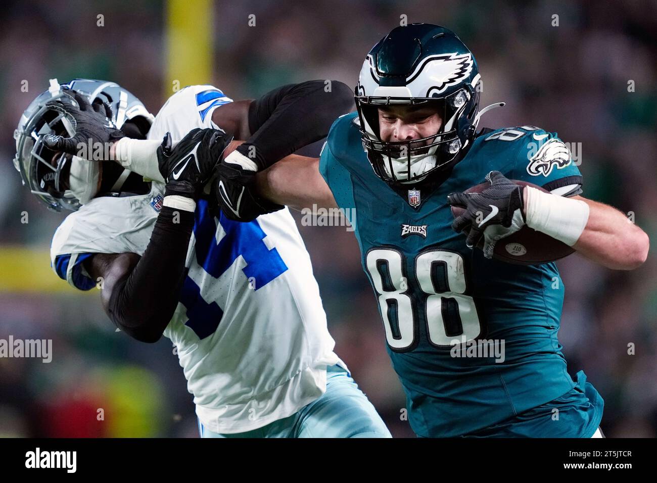 Philadelphia Eagles tight end Dallas Goedert (88) stiff arms Dallas ...