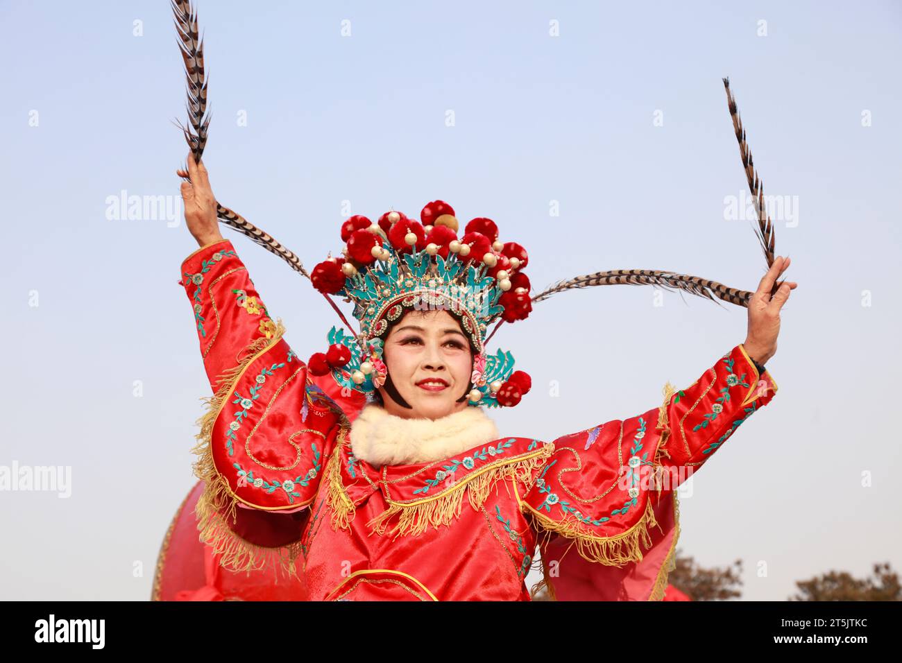 Peking opera characters hi-res stock photography and images - Alamy