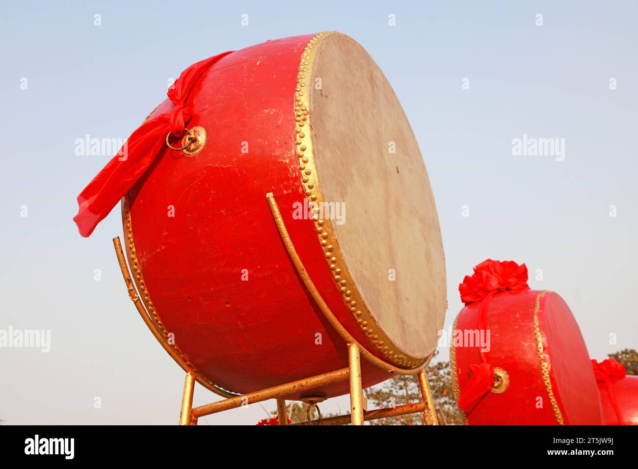 Chinese big drum Stock Photo - Alamy
