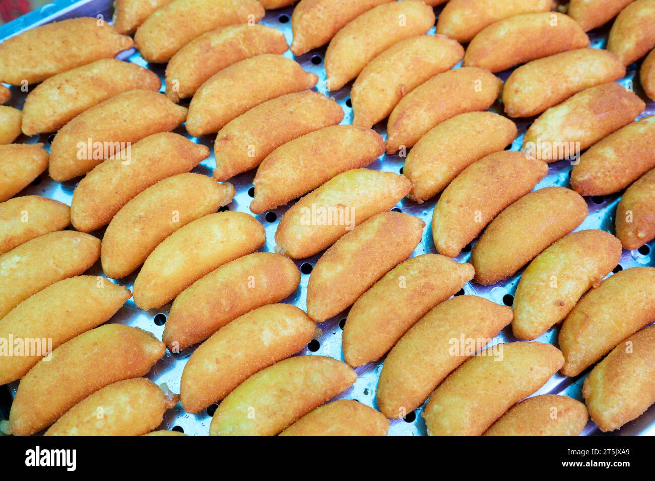 Taiwan bananas hi-res stock photography and images - Alamy