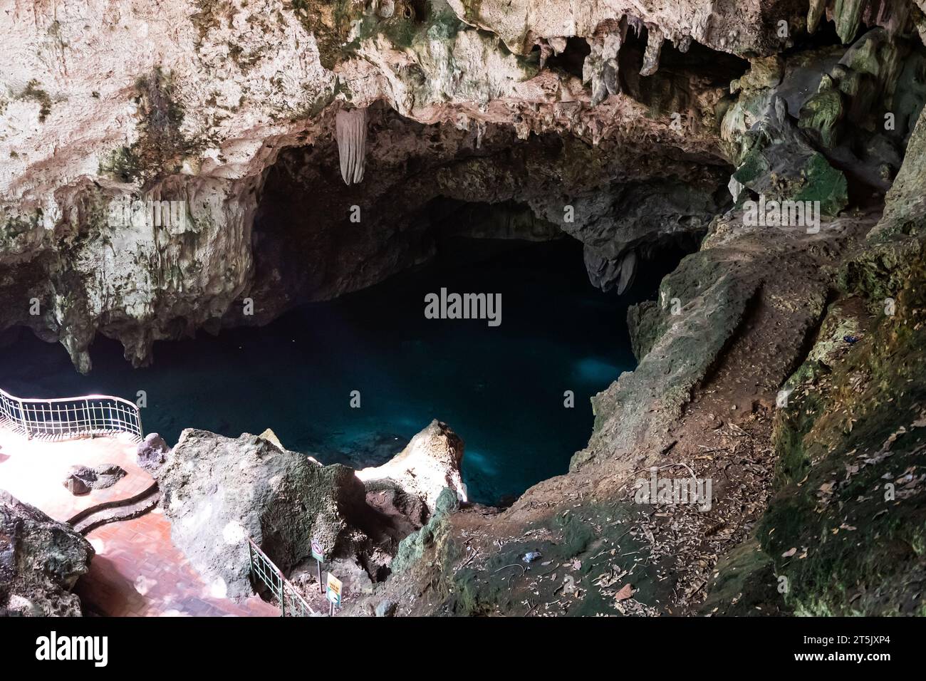 Beautiful view of the The 3 Eyes National Park in Santo Domingo ...