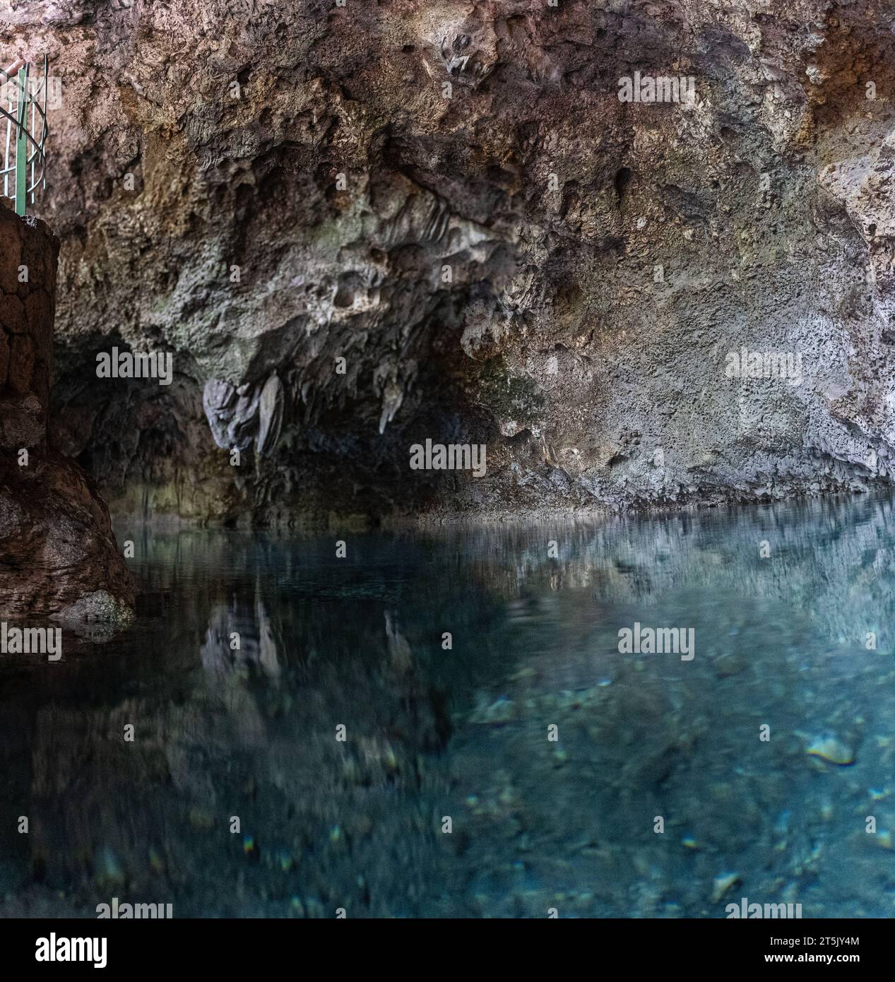 Beautiful view of the The 3 Eyes National Park in Santo Domingo ...