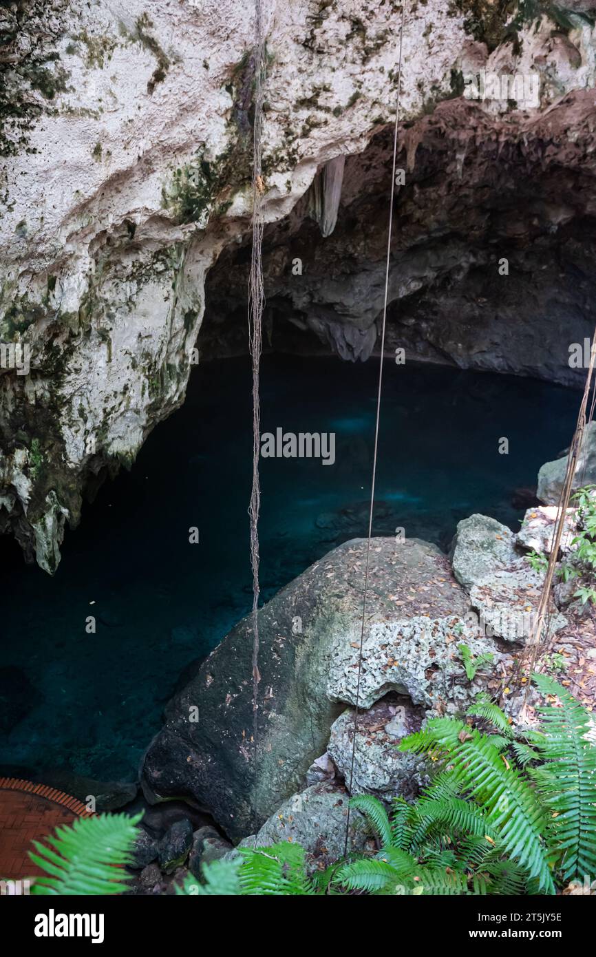 Beautiful view of the The 3 Eyes National Park in Santo Domingo ...