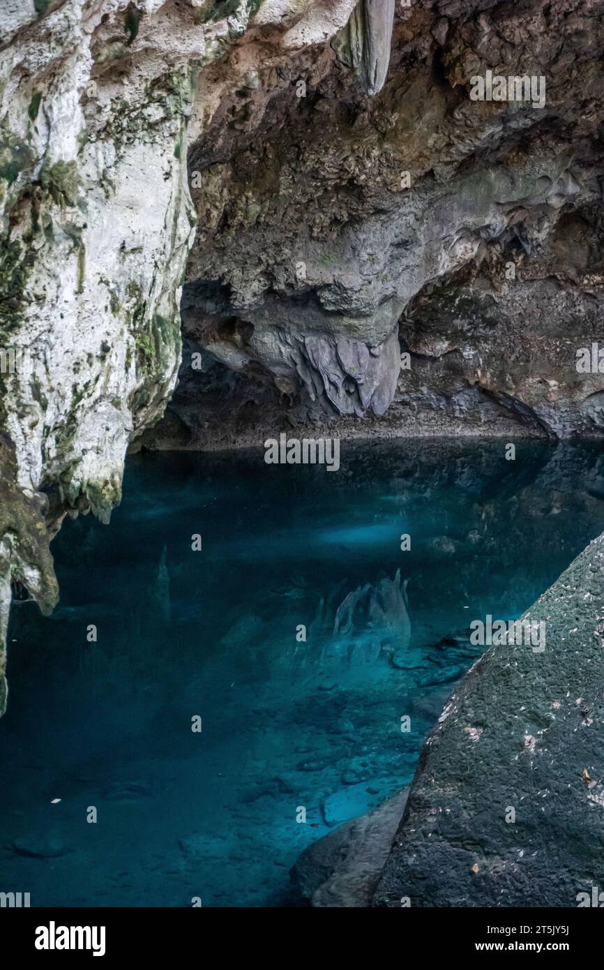 Beautiful view of the The 3 Eyes National Park in Santo Domingo ...