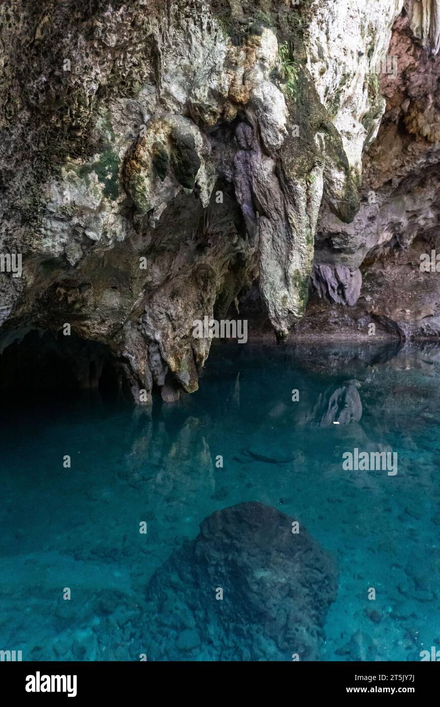 Beautiful view of the The 3 Eyes National Park in Santo Domingo ...