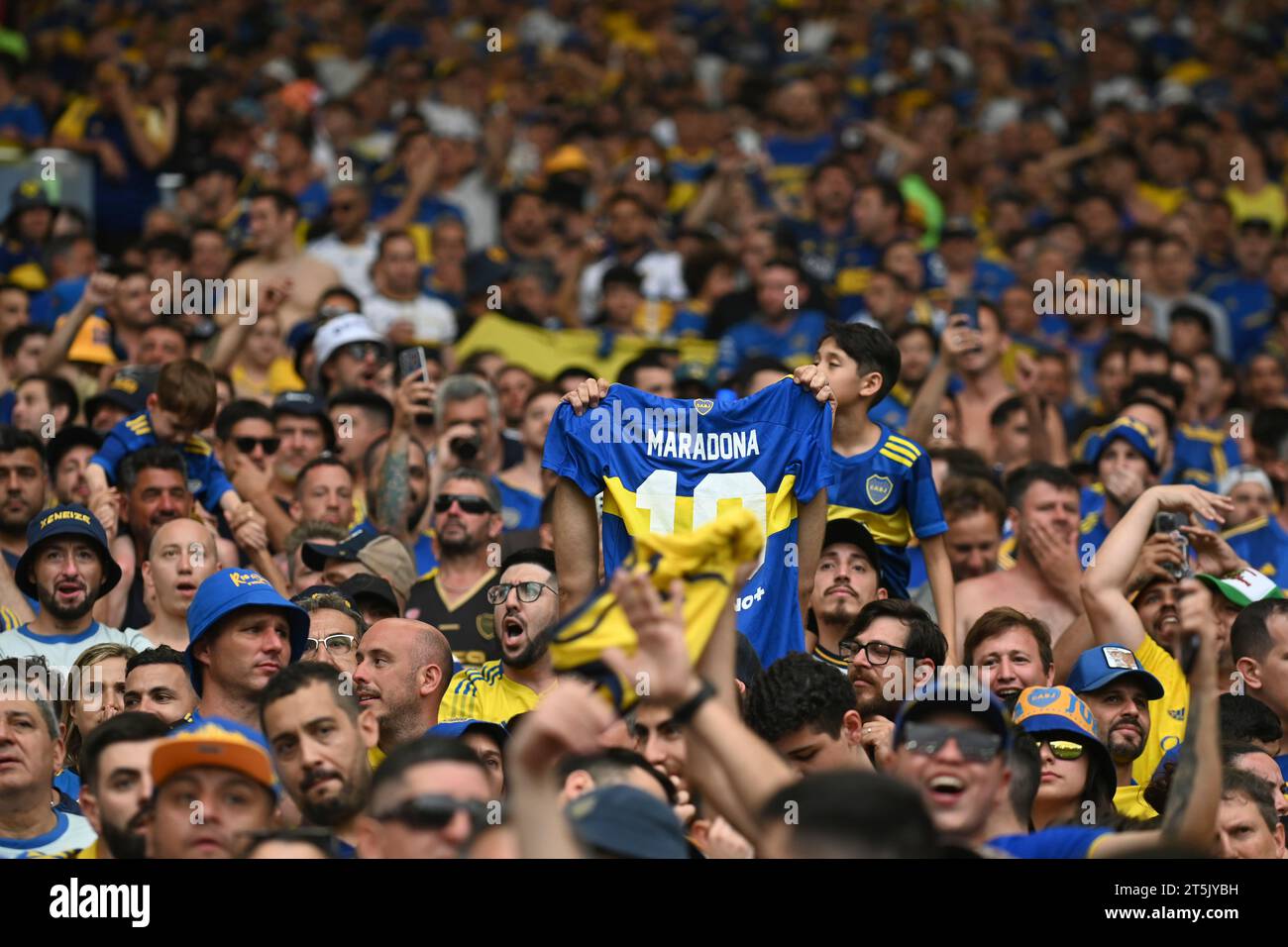 Rio, Brazil - November 04, 2023, Fans in match between Fluminense (BRA ...