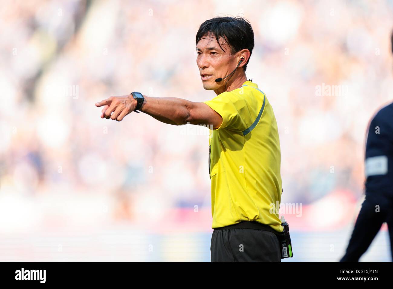 Tokyo, Japan. 4th Nov, 2023. Futoshi Nakamura (Referee) Football/Soccer : 2023 J. League YBC ...
