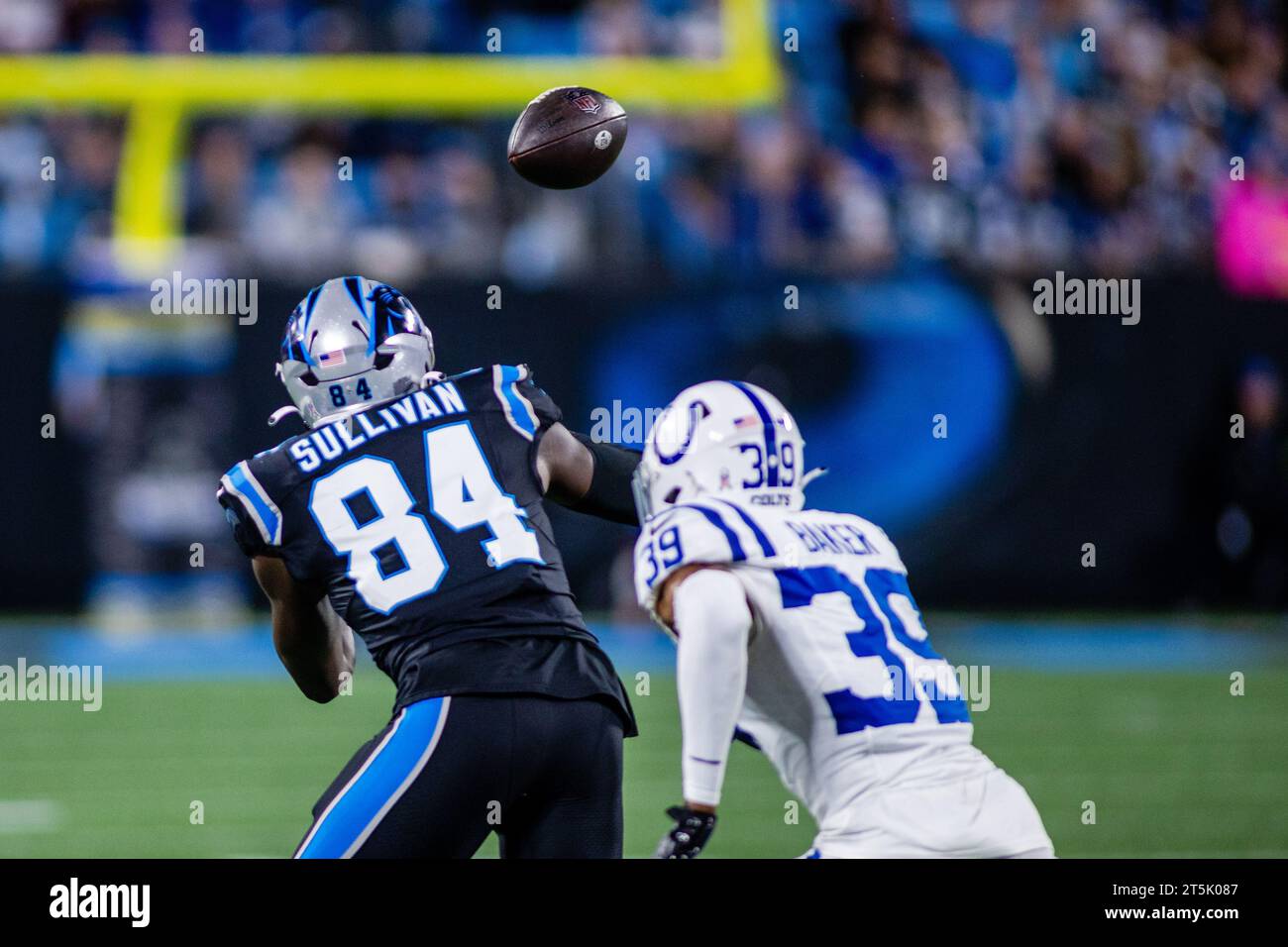 November 5, 2023: Carolina Panthers tight end Stephen Sullivan (84) goes for a catch against ...