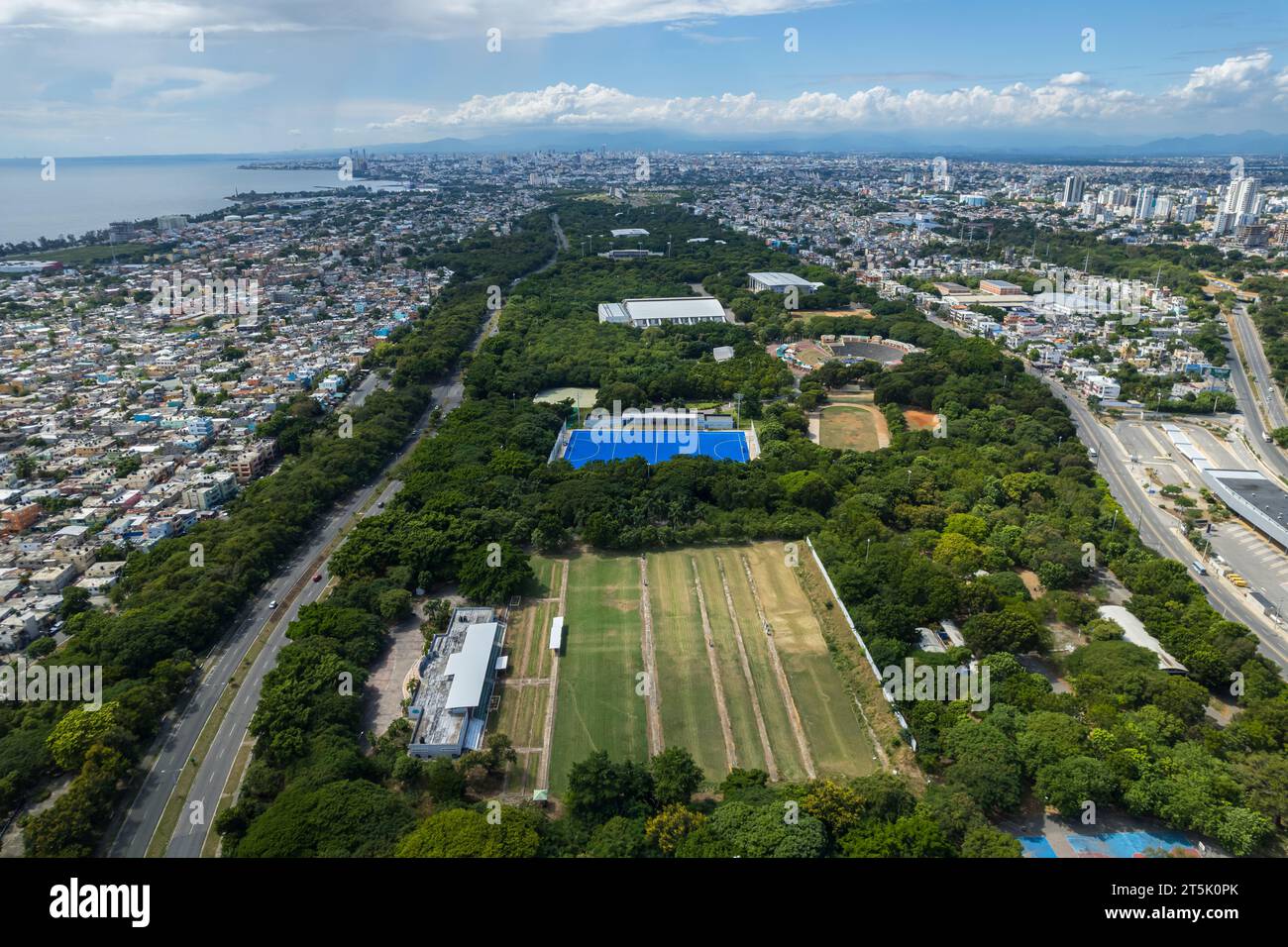 Beautiful view of the The 3 Eyes National Park in Santo Domingo ...