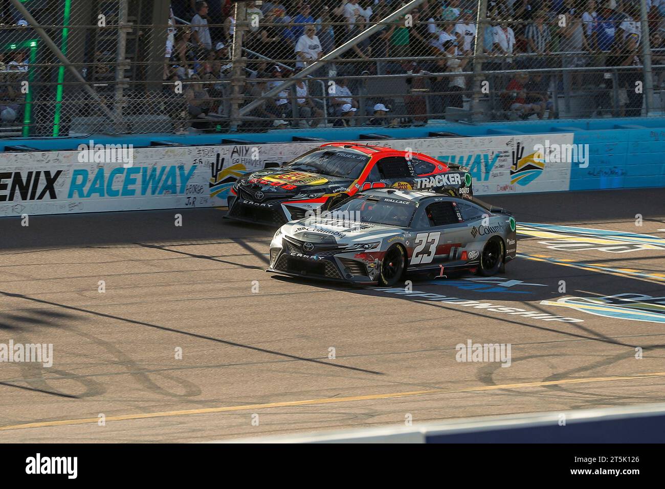 AVONDALE, AZ - NOVEMBER 05: Martin Truex Jr. (#19 Bass Pro Shops Toyota ...
