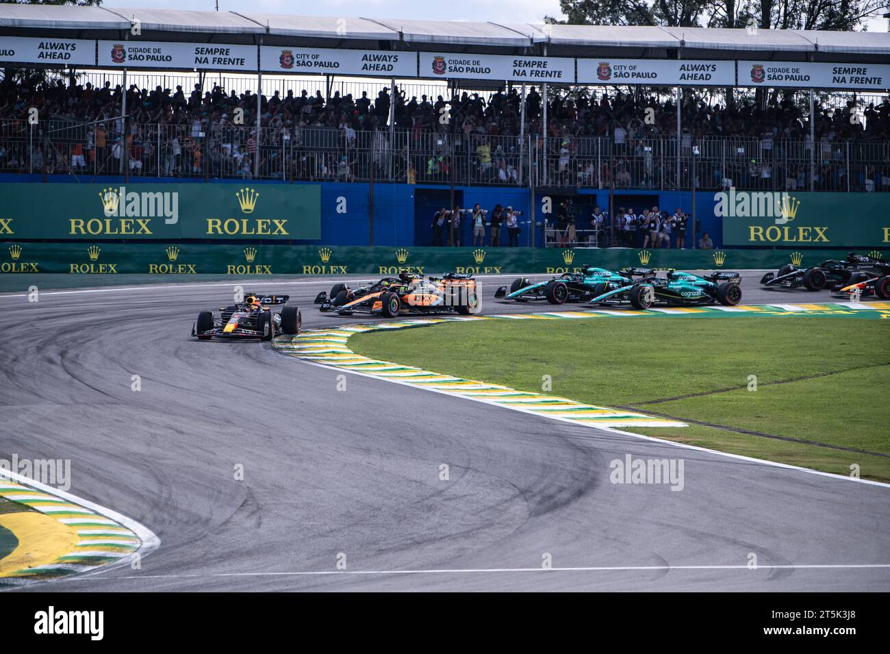SAO PAULO, Brazil. 5th Nov, 2023. START, in the lead Max VERSTAPPEN ...