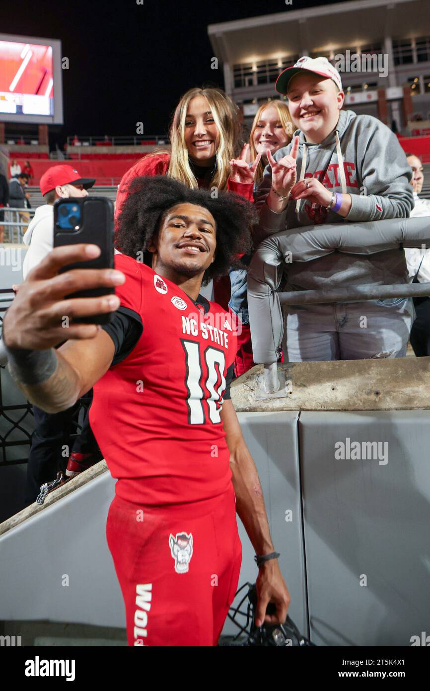 RALEIGH, NC - NOVEMBER 04: North Carolina State Wolfpack wide receiver Kevin Concepcion (10 ...