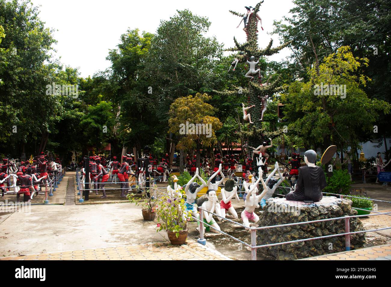 Preta hungry ghosts zombie statue in buddhist cosmology spirits ...