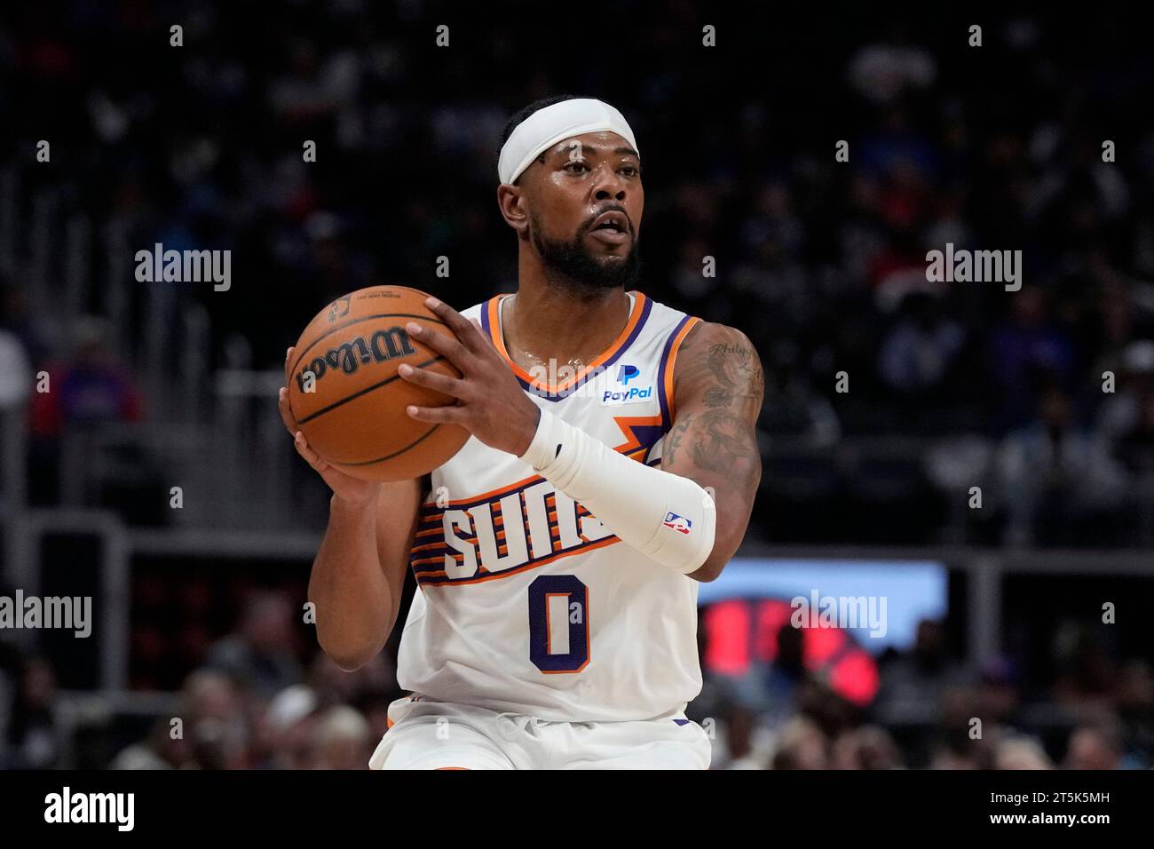 Phoenix Suns guard Jordan Goodwin plays during the first half of an NBA ...