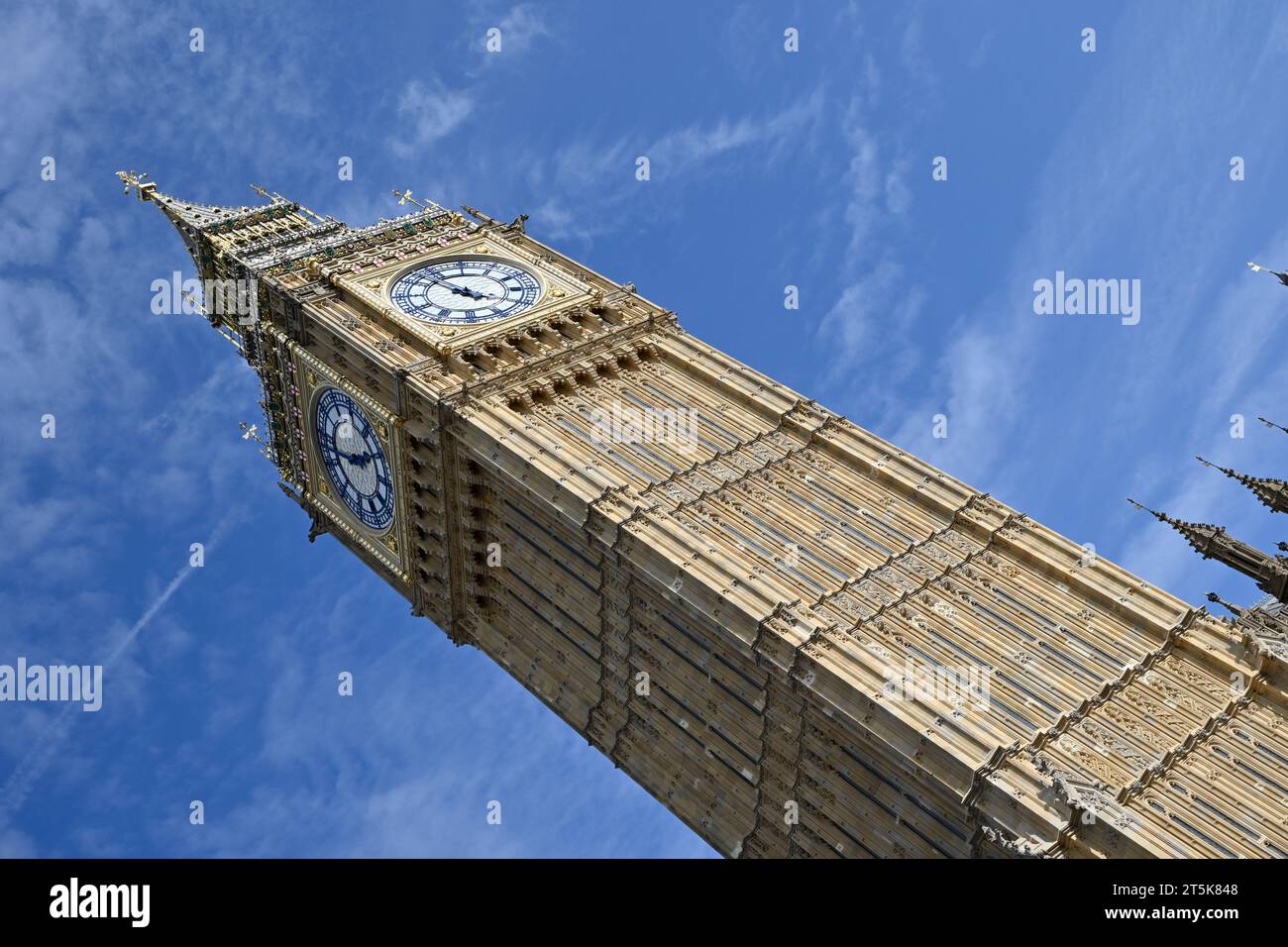 Refurbished big ben hi-res stock photography and images - Alamy