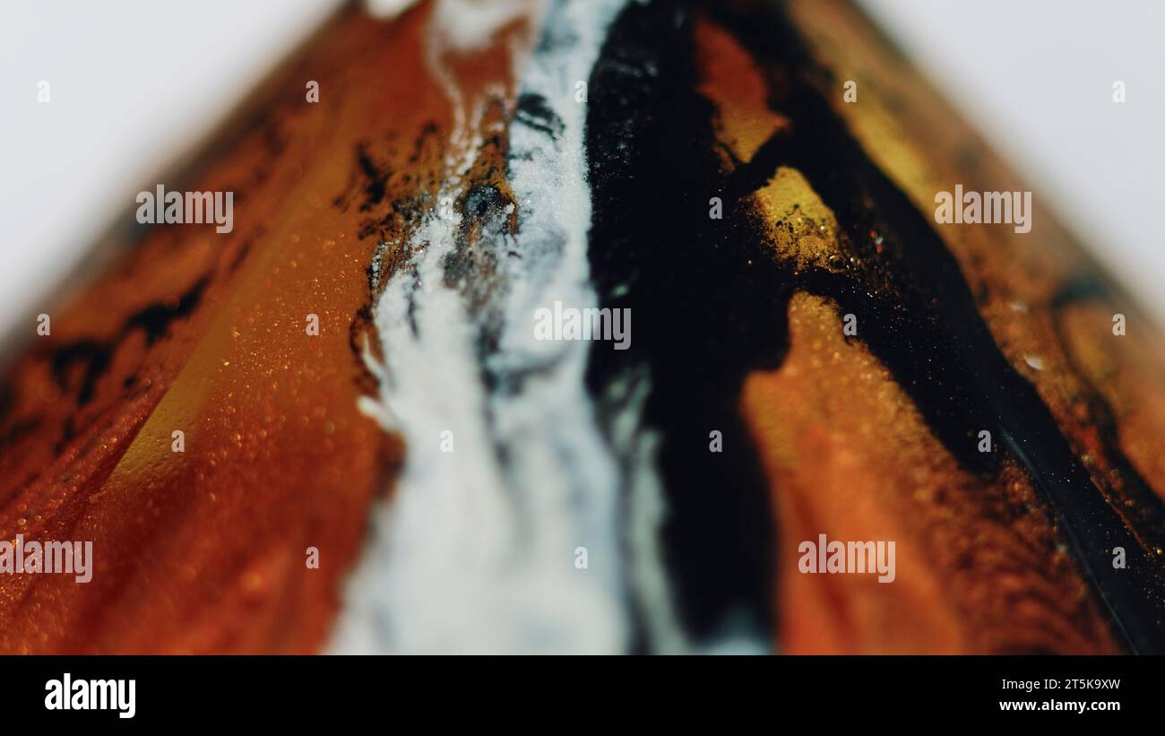 Sparkling paint flow hi-res stock photography and images - Alamy