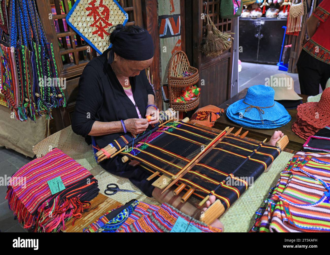 Sanya City, China - March 31: Hand-woven Li Brocade for the Old Man of ...
