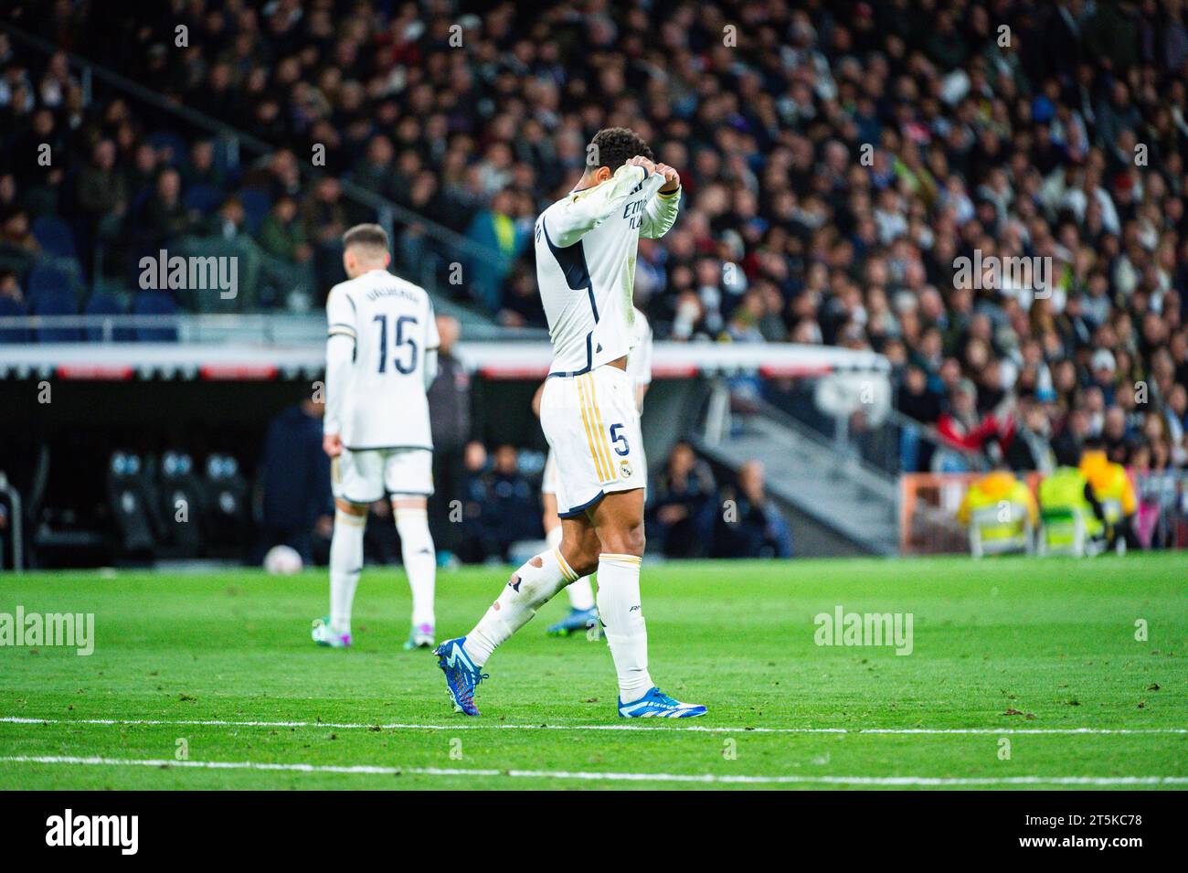 Madrid, Spain. 05th Nov, 2023. Jude Bellingham (Real Madrid) (R) and ...