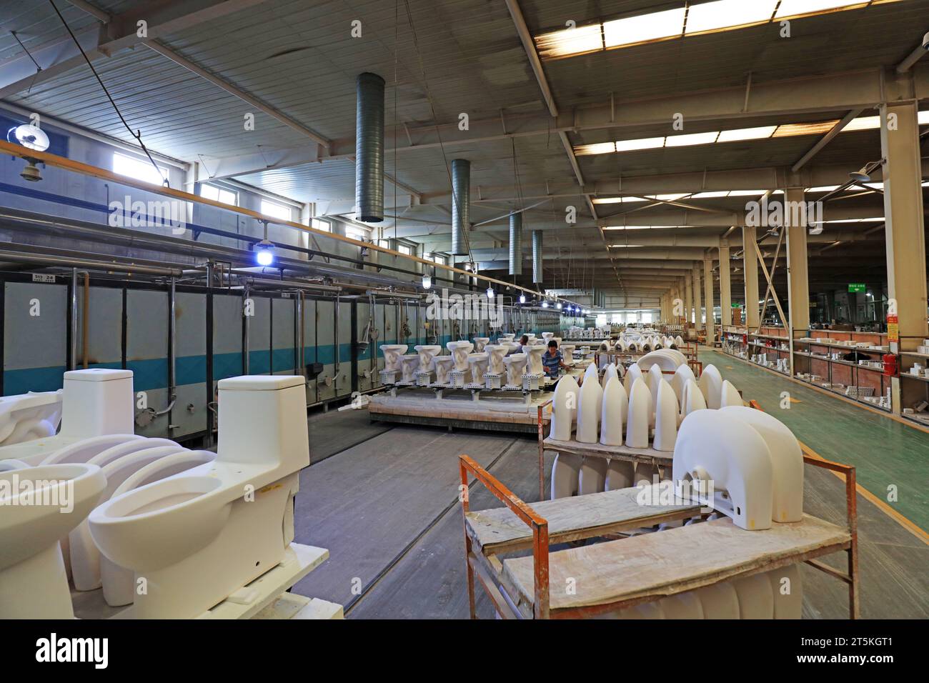 Ancient ceramics production hi-res stock photography and images - Alamy