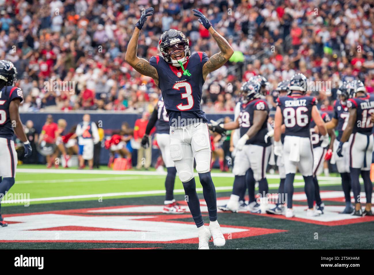 Houston, TX, USA. 5th Nov, 2023. Houston Texans wide receiver Tank Dell ...