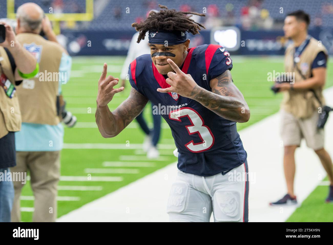 Houston, TX, USA. 5th Nov, 2023. Houston Texans wide receiver Tank Dell ...