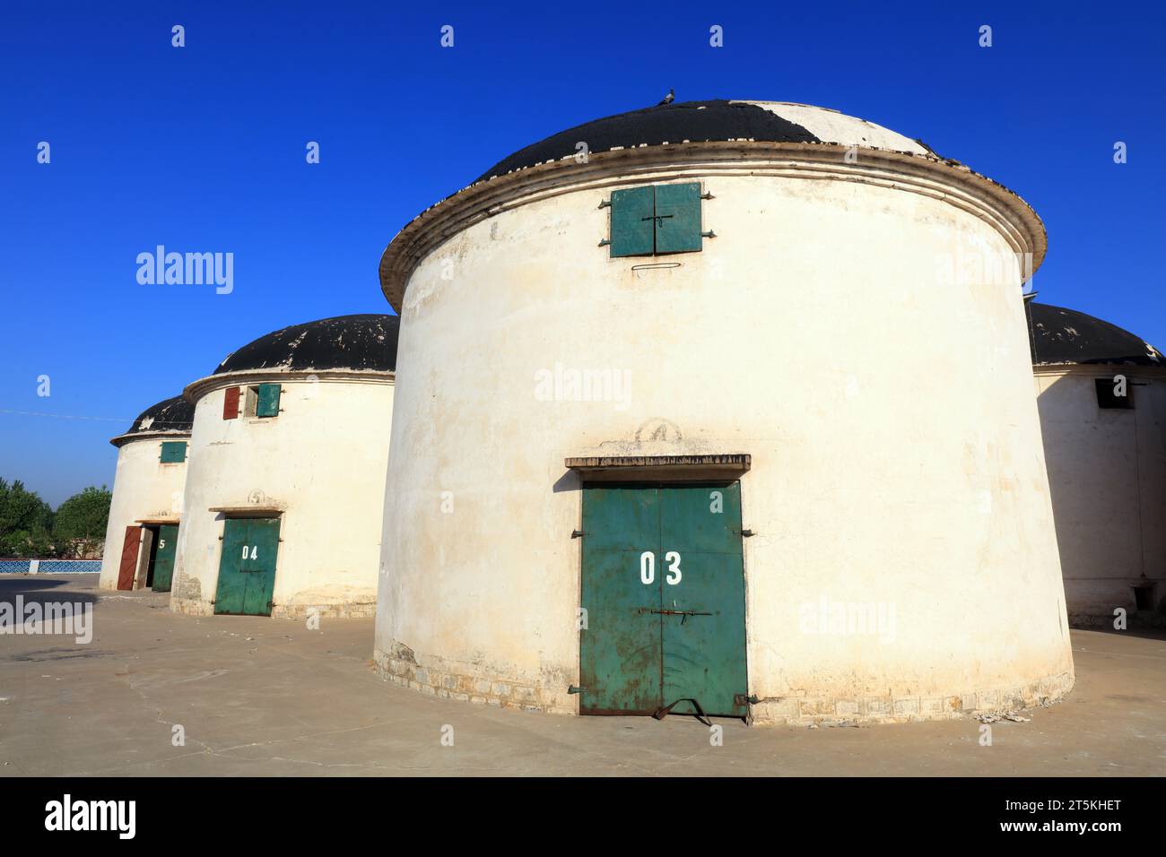 Chinese Traditional Style of Grain Storage Architectural Landscape ...