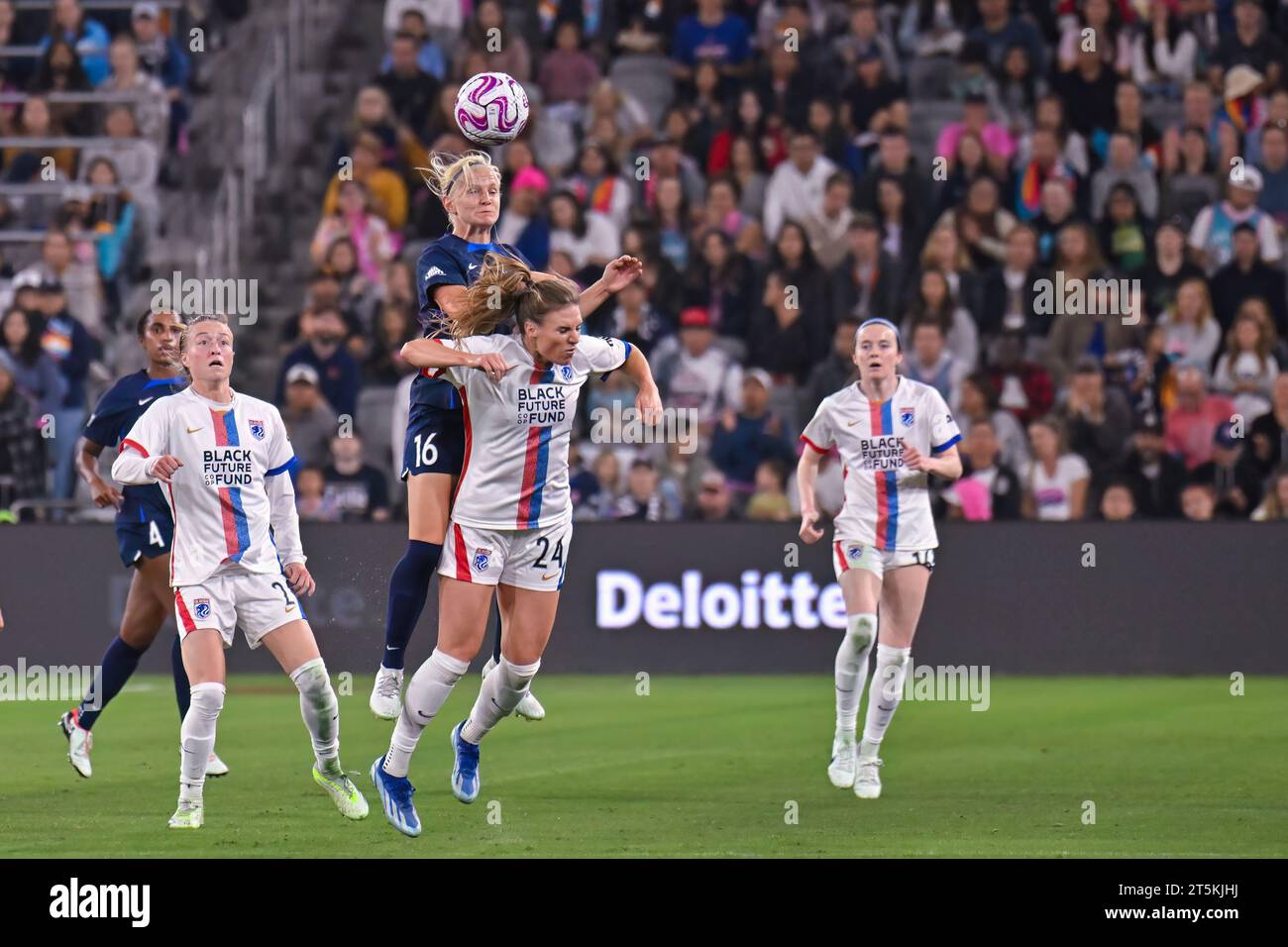 San Diego, California, USA. 05th Nov, 2023. San Diego Wave FC defender ...