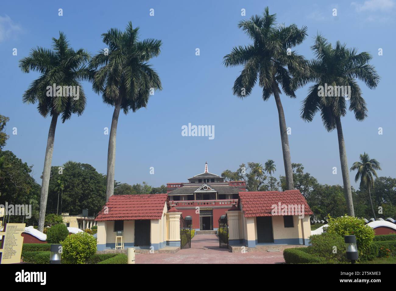 Shilaidaha Rabindra Kuthibari, Kumarkhali, Kushtia, Bangladesh Stock ...