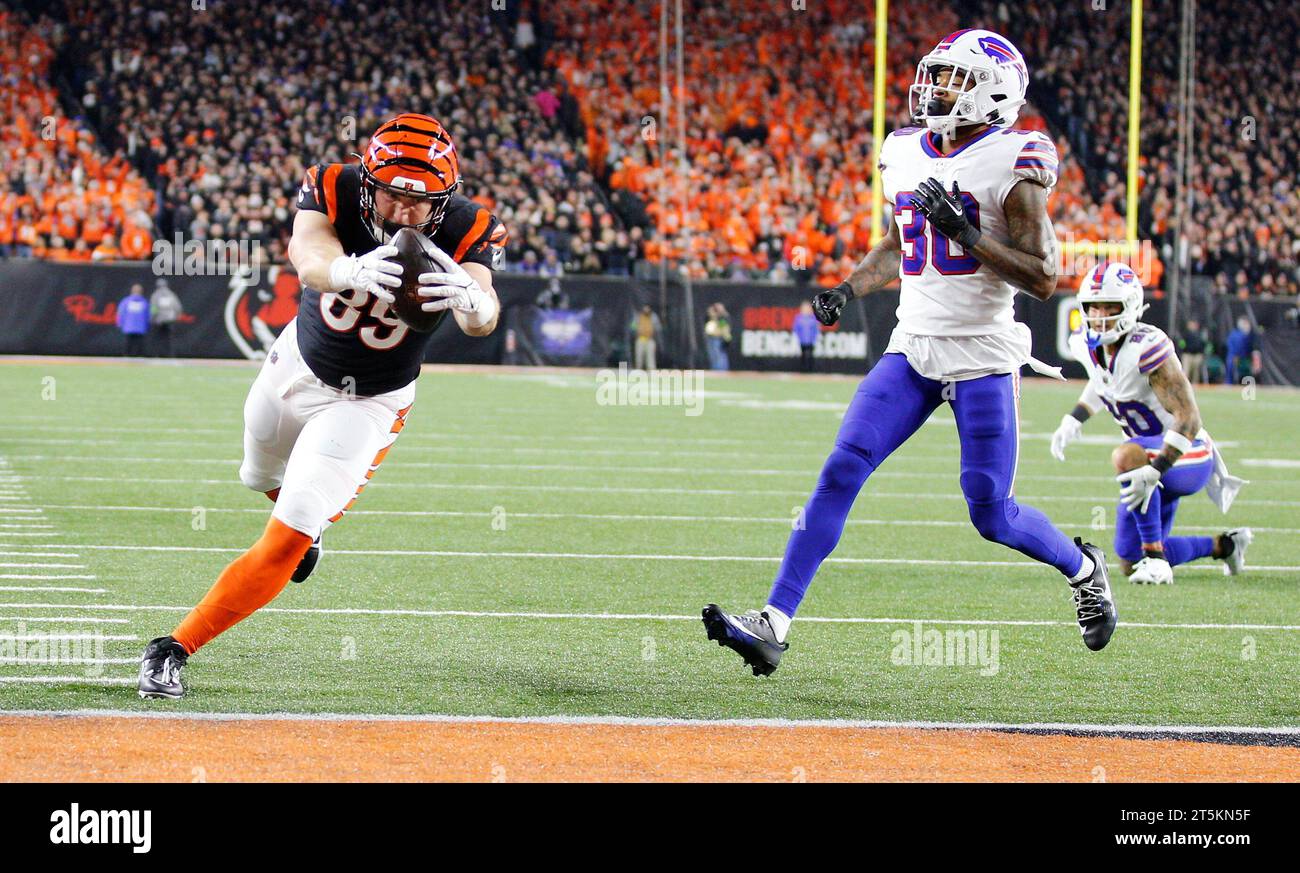Cincinnati, Ohio, USA. 5th Nov, 2023. Cincinnati Bengals tight end Drew ...