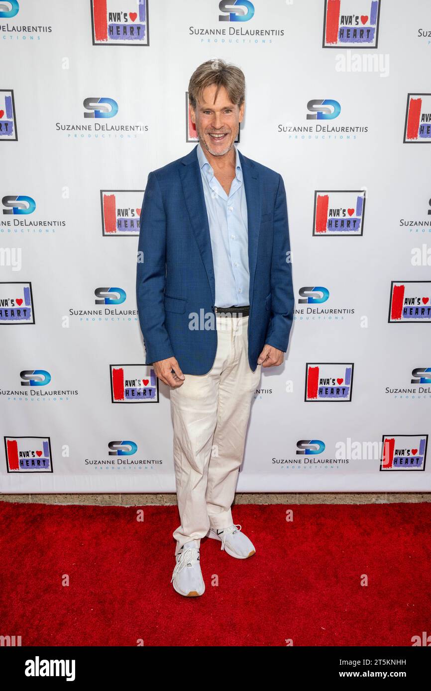 Los Angeles, USA. 05th Nov, 2023. Actor William McNamara attends ...