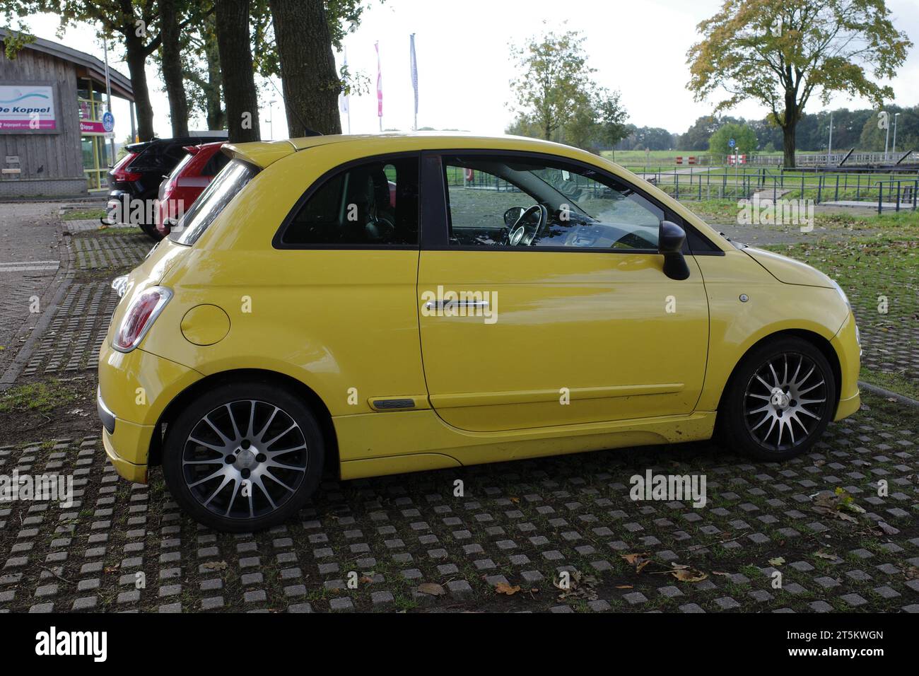 Fiat cinquecento hi-res stock photography and images - Alamy