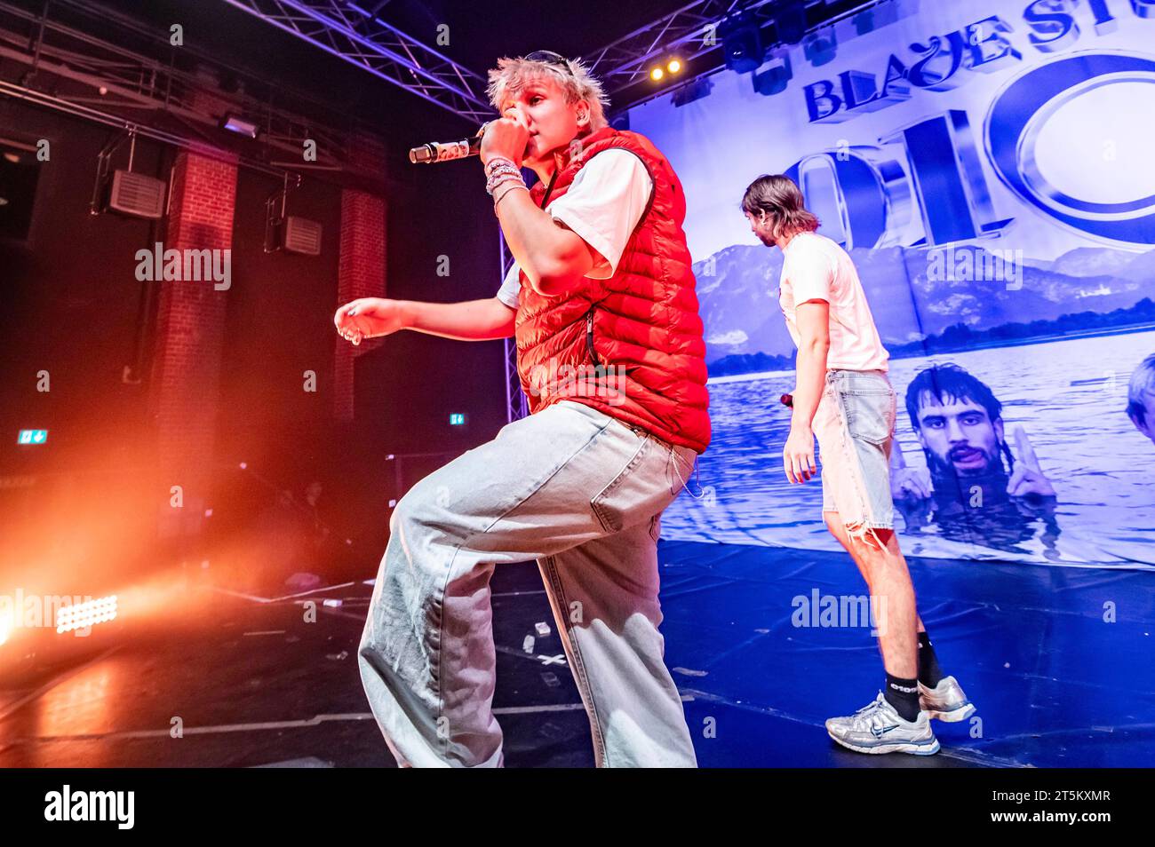 Paul und Zacharias von 01099 live beim Release -Konzert zum Album Blaus ...