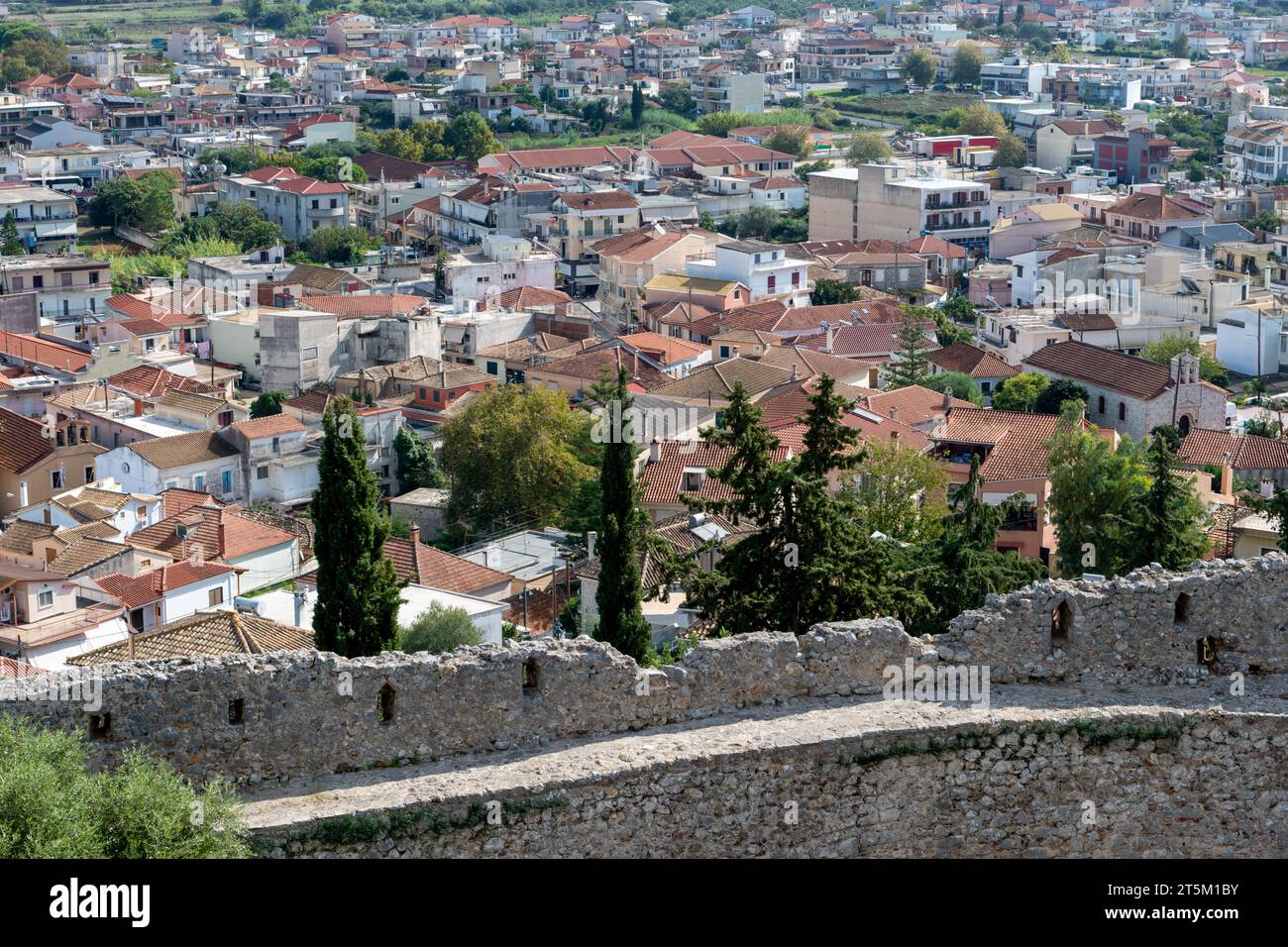 Historical medieval battlement castle hi-res stock photography and ...
