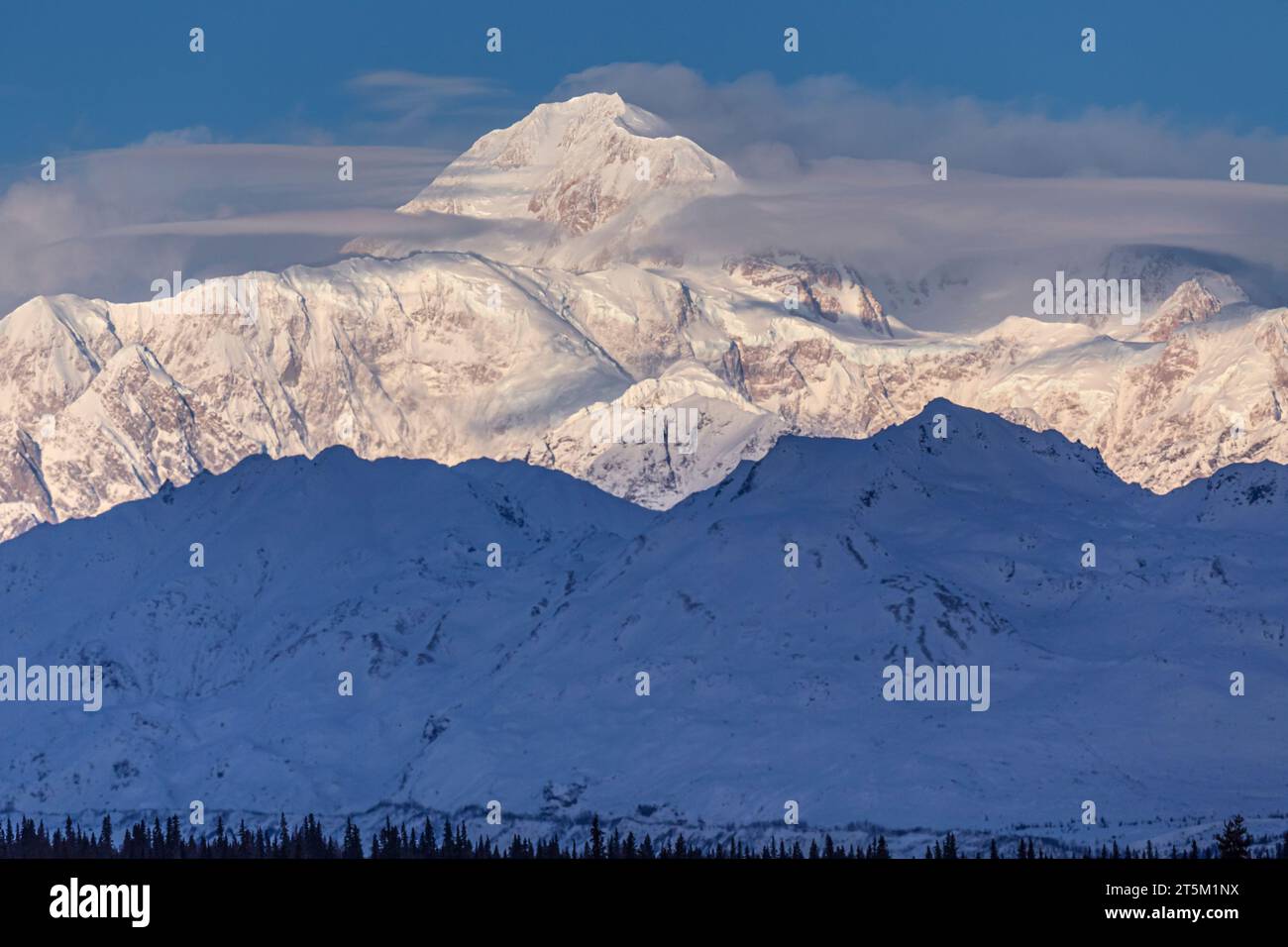 Denali parks highway hi-res stock photography and images - Alamy